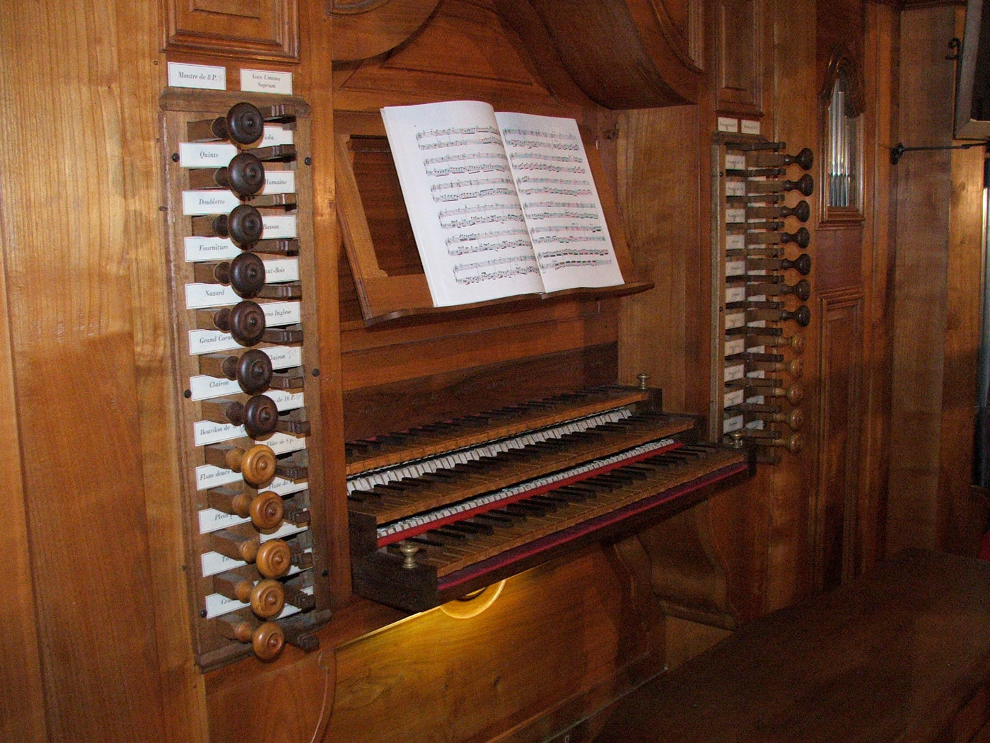 Joël Dabin à l'orgue Formentelli de la basilique Saint Louis-Marie ...